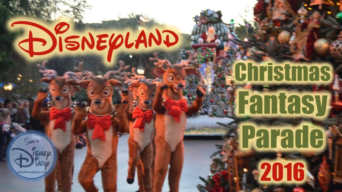 Disneyland Christmas Fantasy Parade | Disney Christmas Parade ...