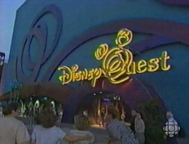 1999 Walt Disney World Christmas Day Parade | Susan Sullivan | Mitchell ...