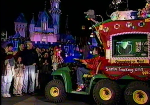 2000 Walt Disney World Christmas Day Parade | Twas the Night Before ...