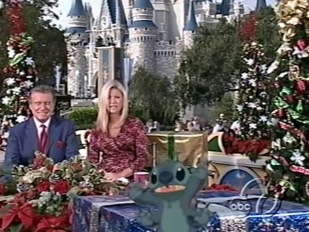 2002 Walt Disney World Christmas Day Parade | Regis Philbin | Kelly ...
