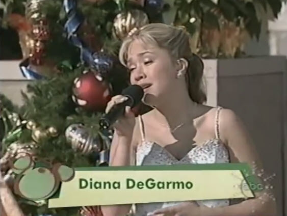 2004 Walt Disney World Christmas Day Parade | Regis Philbin | Kelly ...
