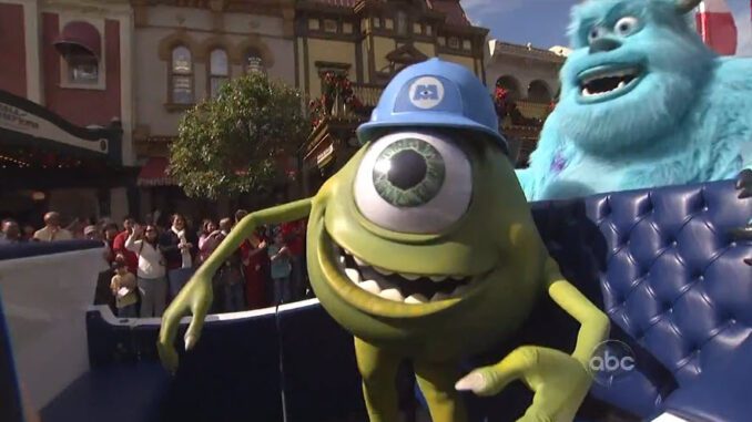 2008 Walt Disney World Christmas Day Parade | Regis Philbin | Kelly ...