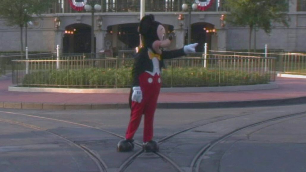 Walt Disney World | Magic Kingdom Tour | 2004 | Cinderella Castle ...