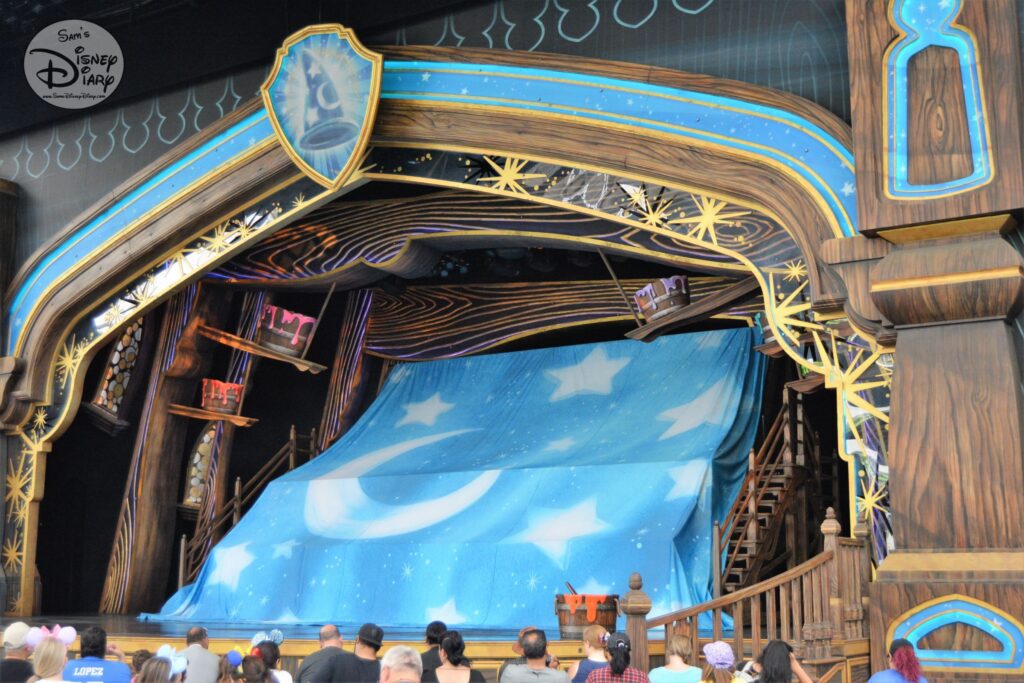 Mickey and the Magical Map Disneyland Show Video