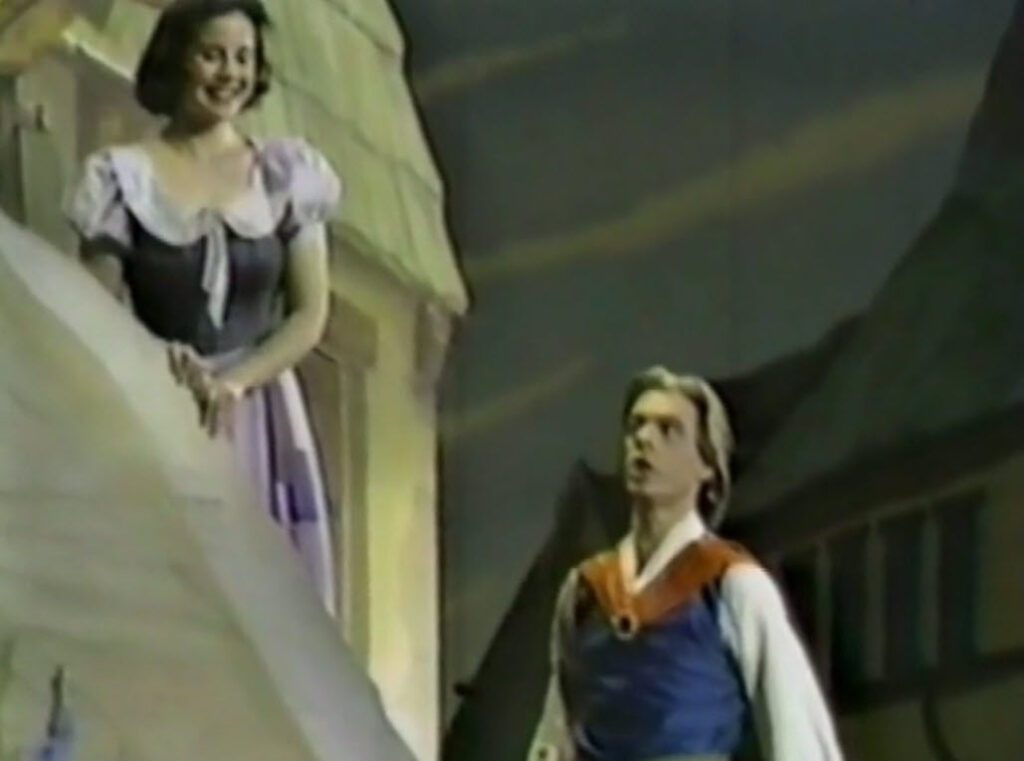 Snow White Stage Show – A Classic 1979 Disney Musical