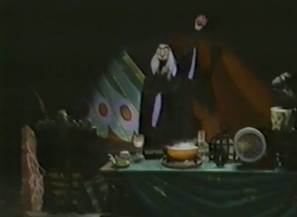 Snow White Stage Show – A Classic 1979 Disney Musical