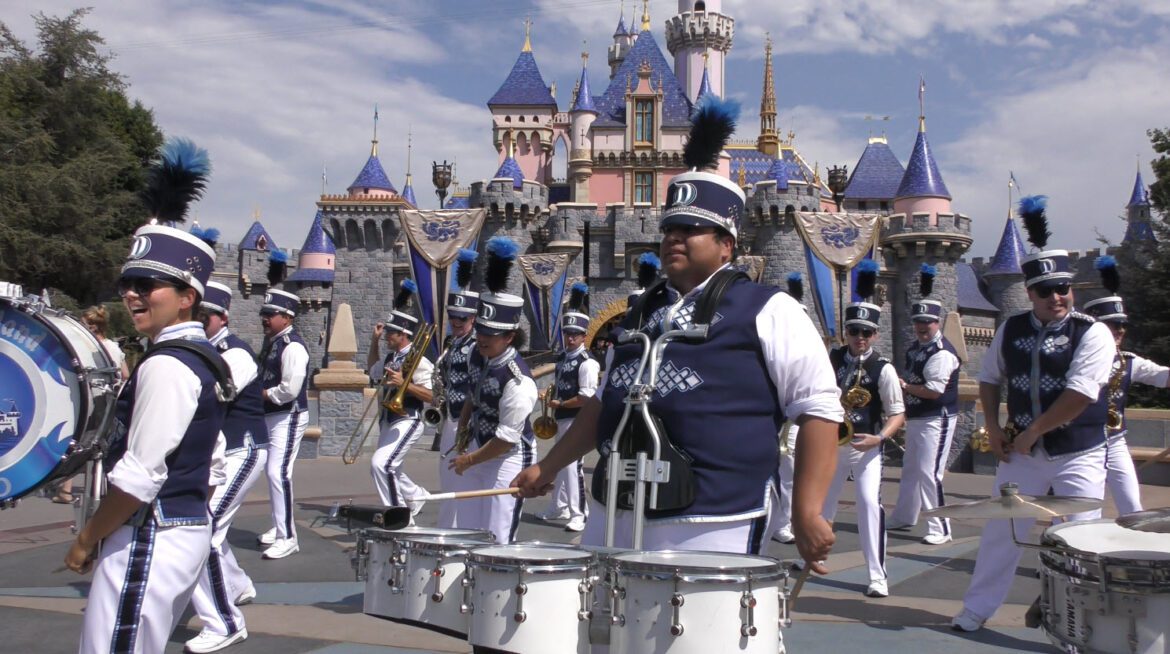Disneyland Band's Magical Castle Performance - Sam's Disney Diary