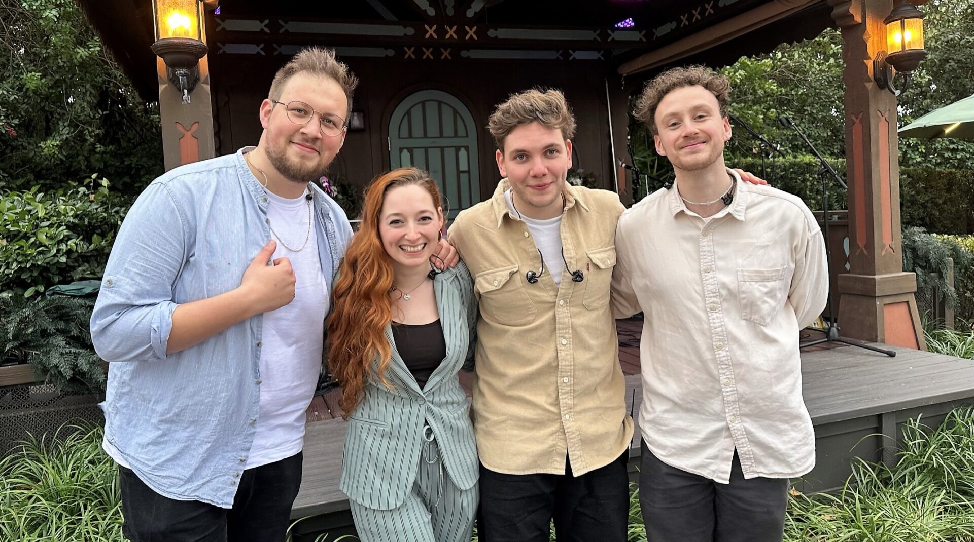 Julia Scheeser | Epcot Festival of the Arts 2023 | Germany | Singing ...