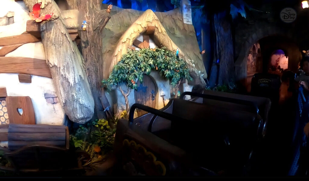 Snow White’s Enchanted Wish | Disneyland | Fantasyland | Dark Ride ...