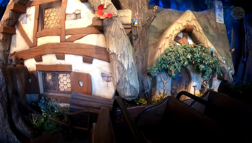 Snow White’s Enchanted Wish | Disneyland | Fantasyland | Dark Ride ...